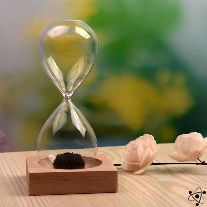 Magnetic Hourglass | Science Decor
