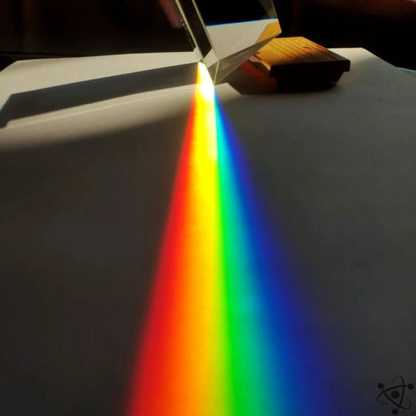 Optical White Traditionnal Prism | Science Decor